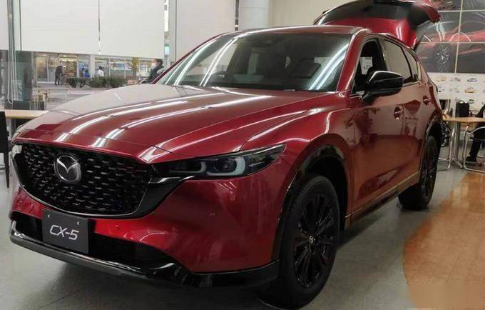 马自达新款CX-5海外到店实拍！搭2.5T/外观更运动_搜狐汽车_搜狐网