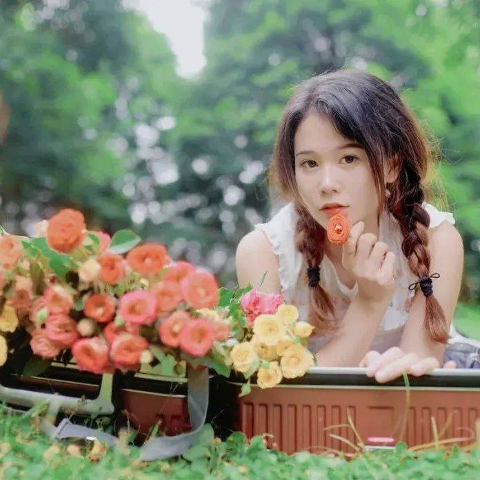 当男人打心底重视一个女人,十有八九会为你做这些事!爱情时候时间