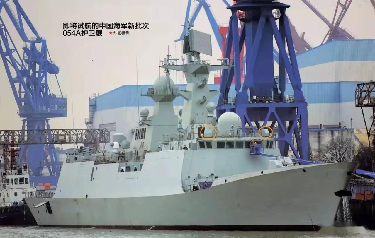 052DL为搭载直20延长甲板，为啥直20上舰新批次054A，却不延长？_长度_机库_型导弹
