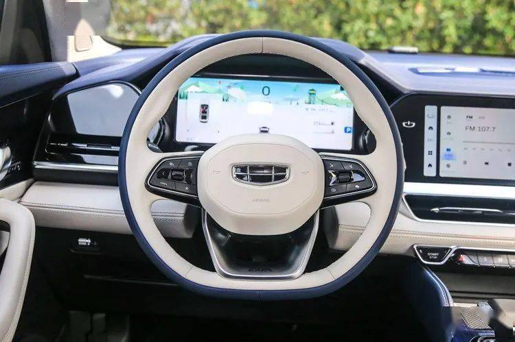 最大续航1300km，星越L雷神Hi·X油电混动版售17.17万起_搜狐汽车_搜狐网