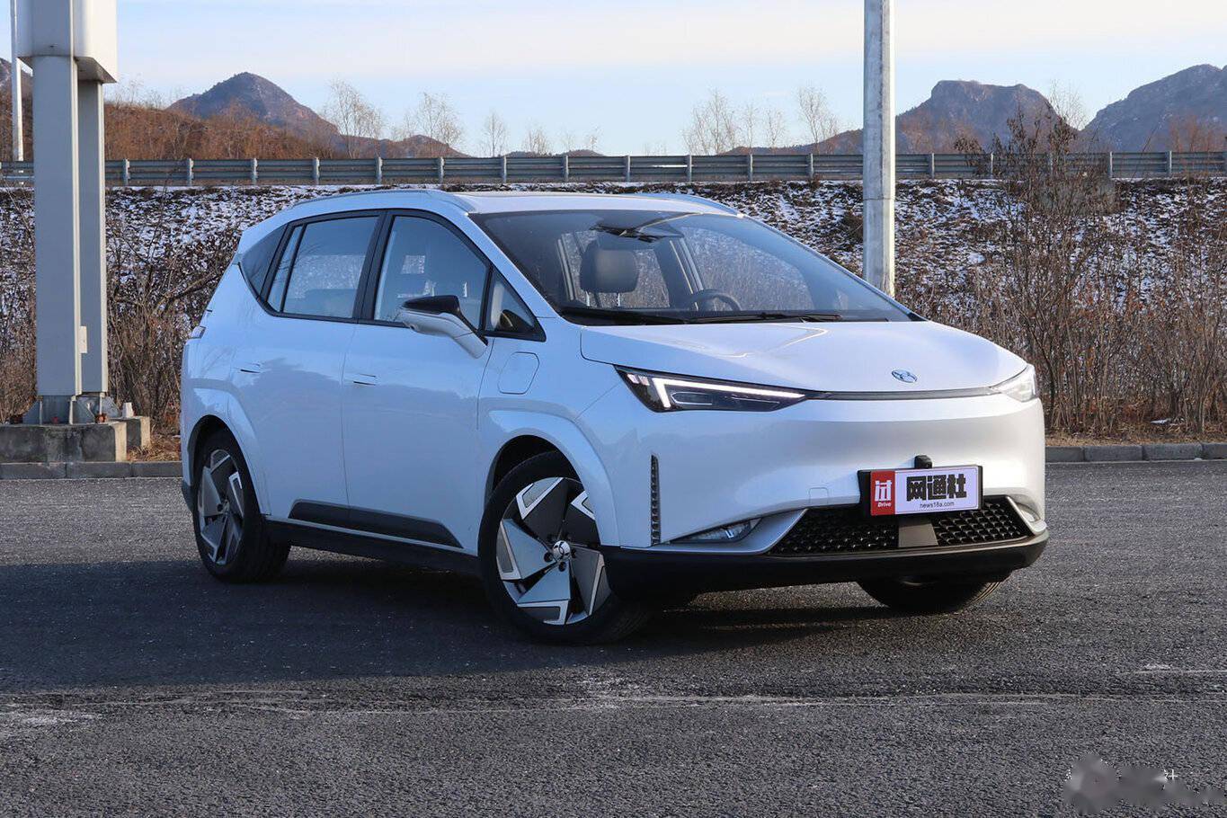 补贴后售13.28万元起 2022款合创Z03正式上市_搜狐汽车_搜狐网