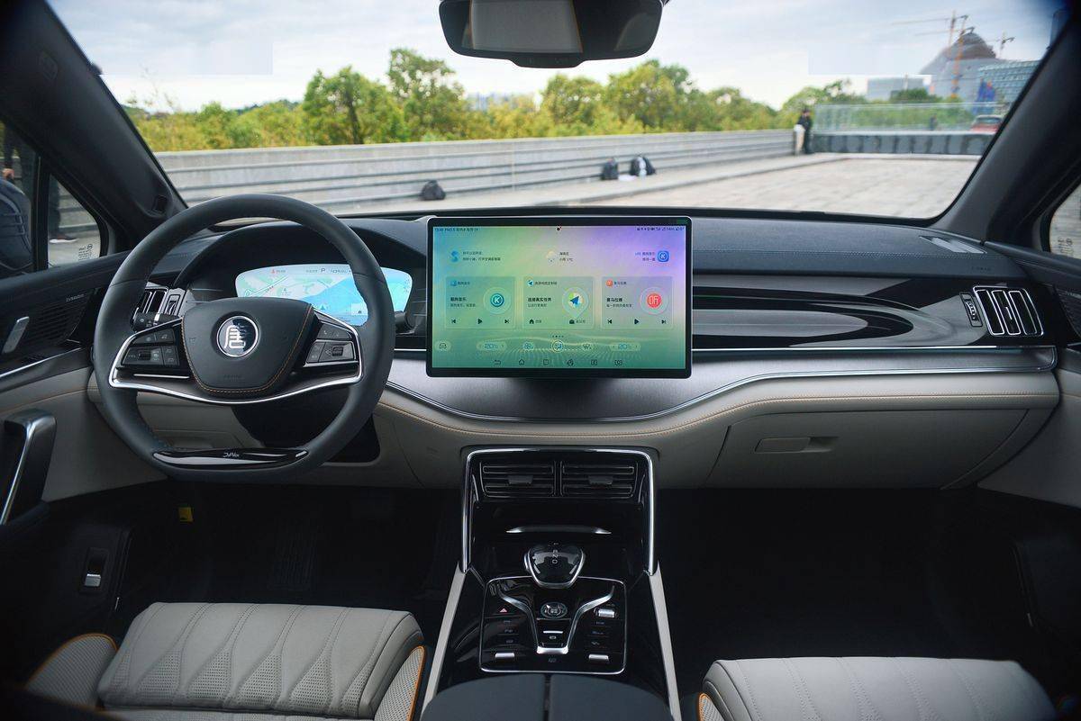 新款比亚迪唐EV CLTC续航730km 今日开启预售_搜狐汽车_搜狐网