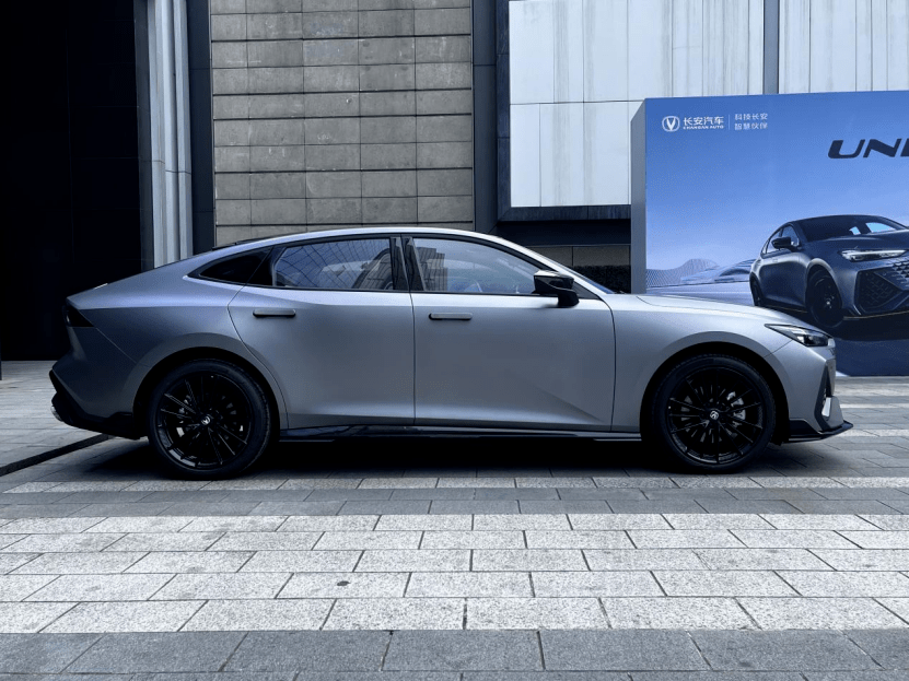 新款奥迪A6L实车图曝光；2.0T长安UNI-V发布_搜狐汽车_搜狐网