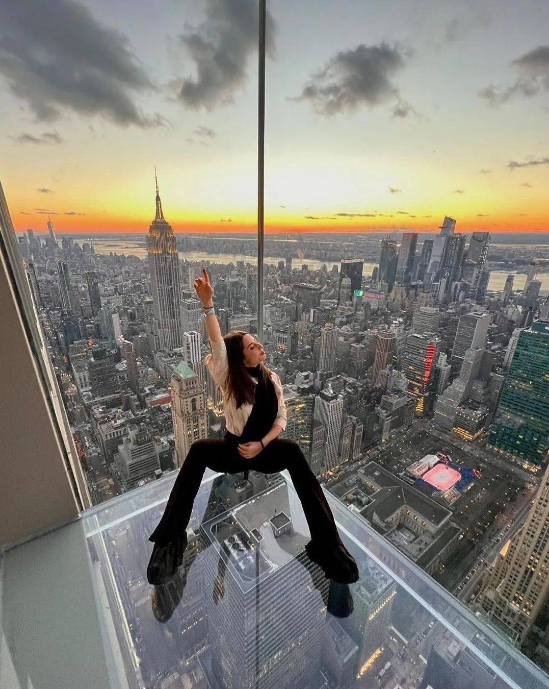 纽约新地标，网红打卡地——Summit One Vanderbilt，仿佛来到了“盗梦空间”_萨里_城市_建筑事务所