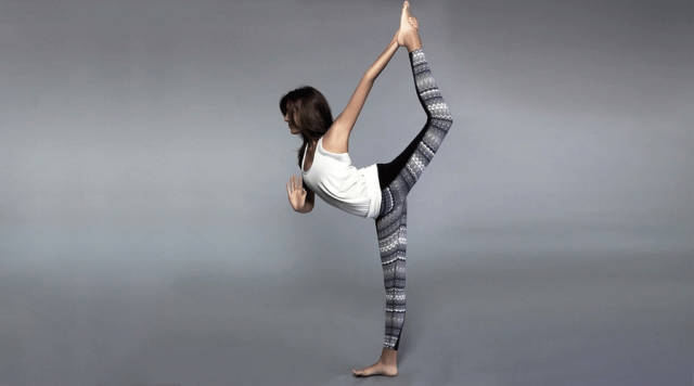 每天15分钟，打开胸腔和肩膀，改善心情，连气质都变好了！_动作_pixnet_身体