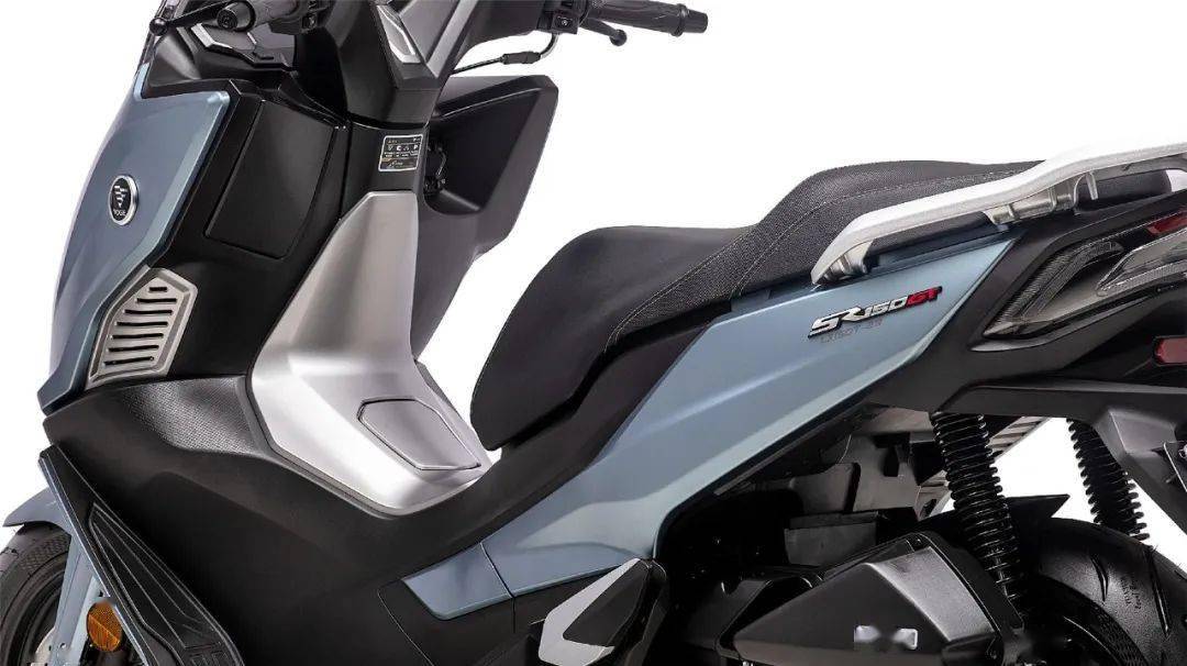 标准版14880元/TCS版15980元，无极SR150GT中型踏板正式发布_搜狐汽车_搜狐网