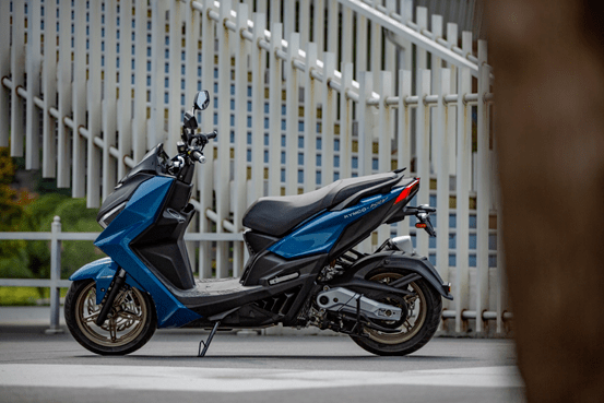 KYMCO-KRV 180深度解析：小排踏板的革新之作！无敌是多么的寂寞~~~_搜狐汽车_搜狐网