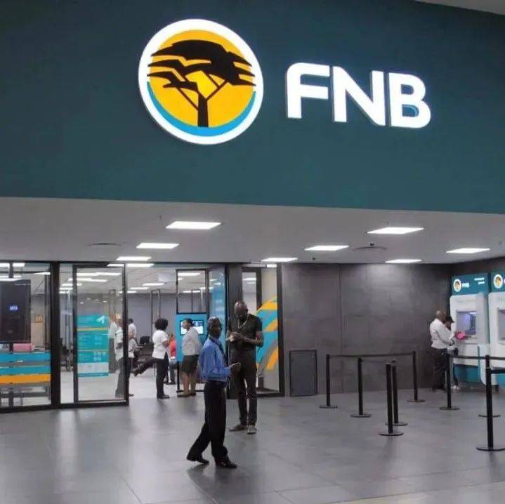 FNB银行有这么大漏洞？！小小职员轻松盗取客户3600万兰特分赃不均才落网_死者_调查_警局