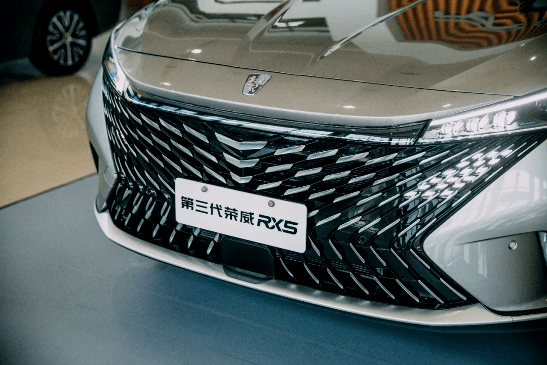 第三代荣威RX5到店 是什么令它“人气攀升”现车紧张？_搜狐汽车_搜狐网