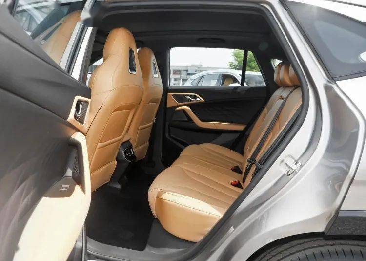 颇具亮点的荣威eRX5，和宋Pro Dm-i比如何？_搜狐汽车_搜狐网