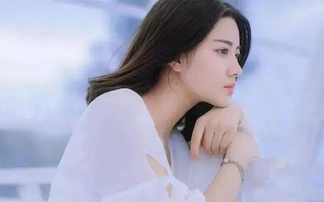 男人不爱女人的四个表现，中一个，女人就该离开了侵权版权网络
