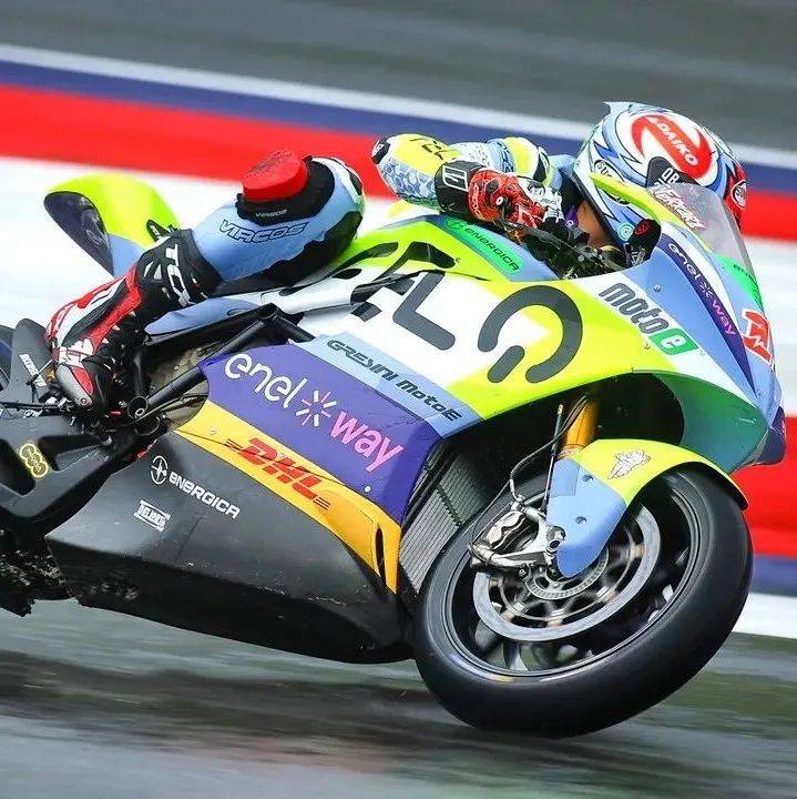 FELO 电斐奋战 MotoE：奥地利站、前排发车_比赛_进行_法拉利