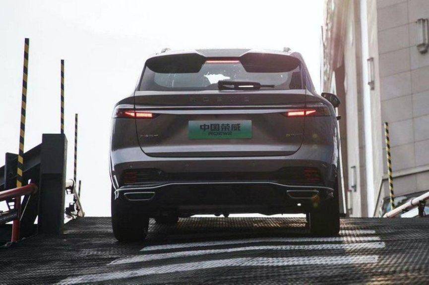 试驾全新第三代荣威RX5/超混eRX5，底盘质感出色，智能化表现有惊喜_搜狐汽车_搜狐网