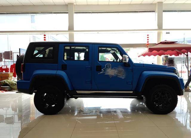 酷似“大号吉姆尼”，新北汽BJ40亮相，增加柴油引擎，PK坦克300_搜狐汽车_搜狐网