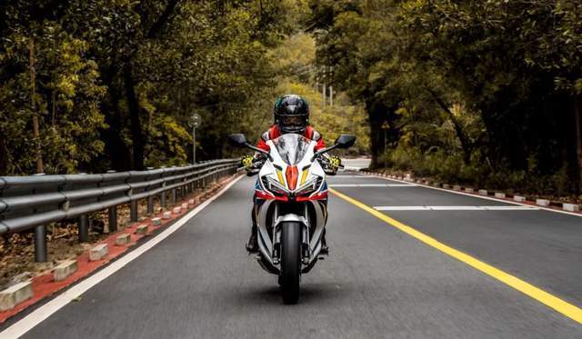 一起来聊聊，为什么RC401这么适合新手？_搜狐汽车_搜狐网