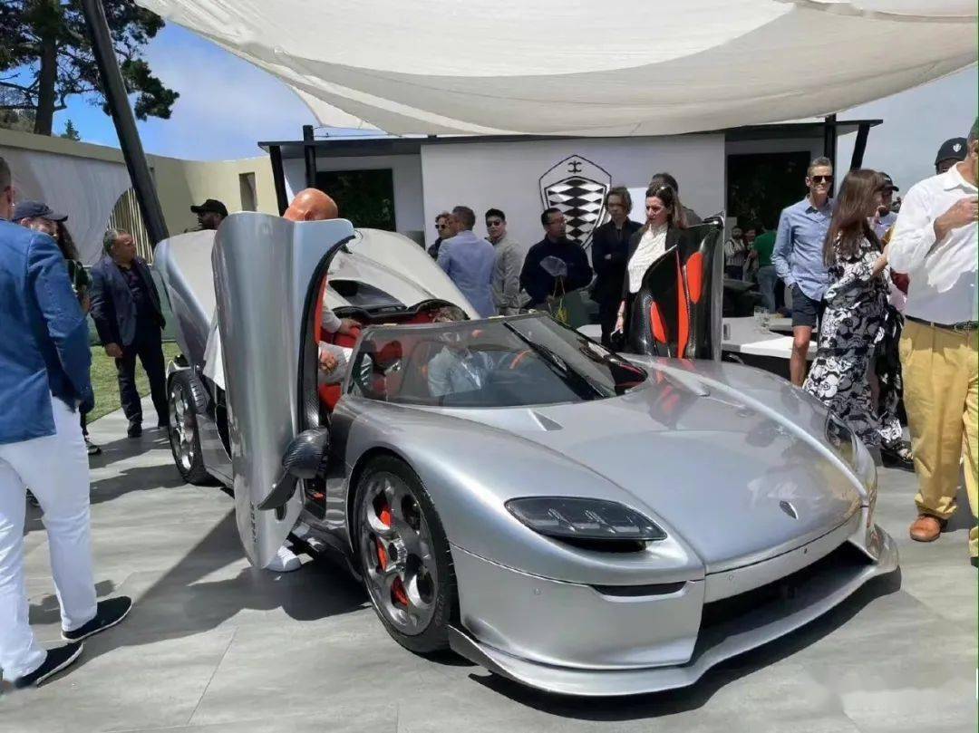 致敬2002年经典杰作CC8S！Koenigsegg六速手排融合九速自排的科技创作！推出全新CC850纪念作品_搜狐汽车_搜狐网