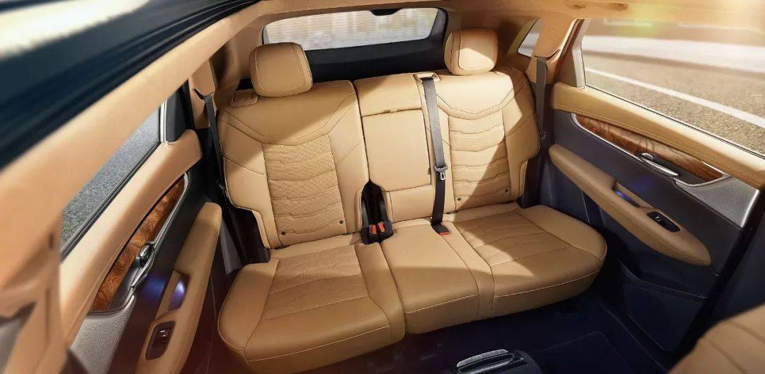 中型豪华SUV怎么选奥迪Q5L、凯迪拉克XT5、沃尔沃XC60产品大比拼_搜狐汽车_搜狐网