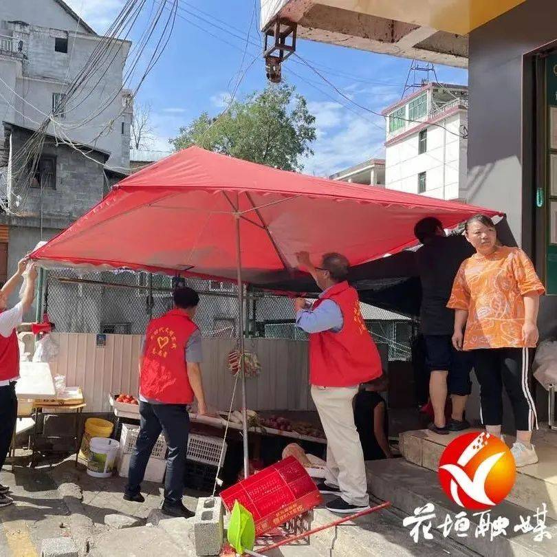 民乐镇集中整治乱象经营进行市场