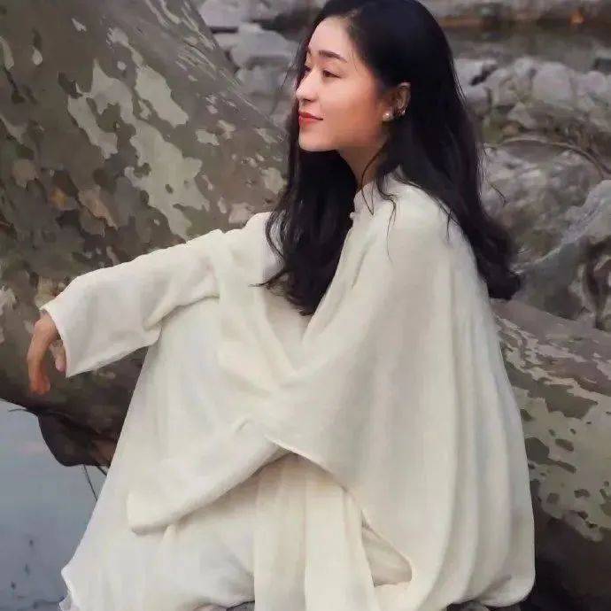早安:余生,愿你笑里全是坦荡尘俗世间音乐