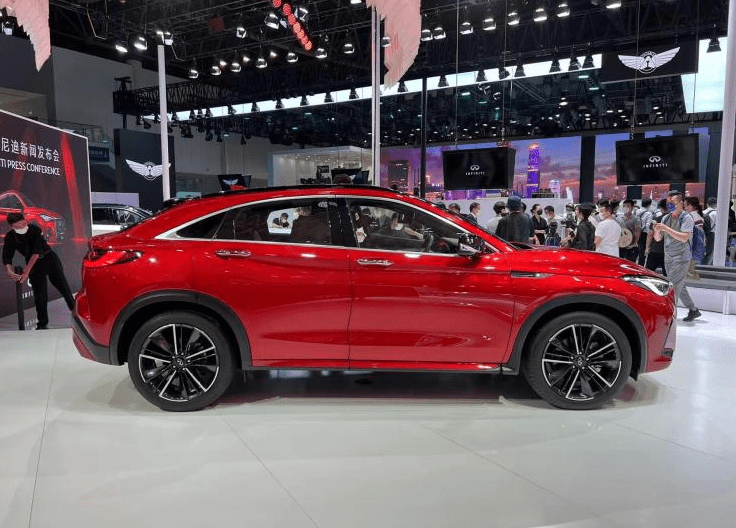 英菲尼迪QX55正式上市！配L2智能驾驶，马力强劲，售价38.98万起_搜狐汽车_搜狐网