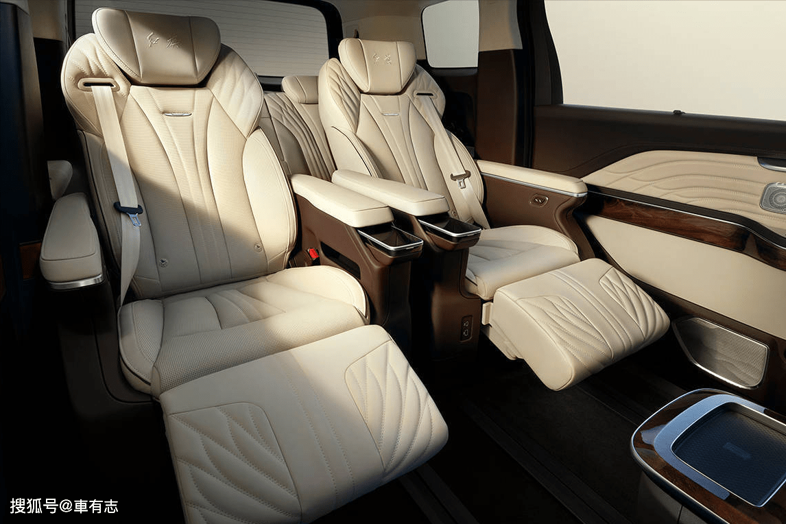 红旗版“埃尔法”实车亮相，外观霸气，2.0T+48V+8AT，GL8不香了_搜狐汽车_搜狐网