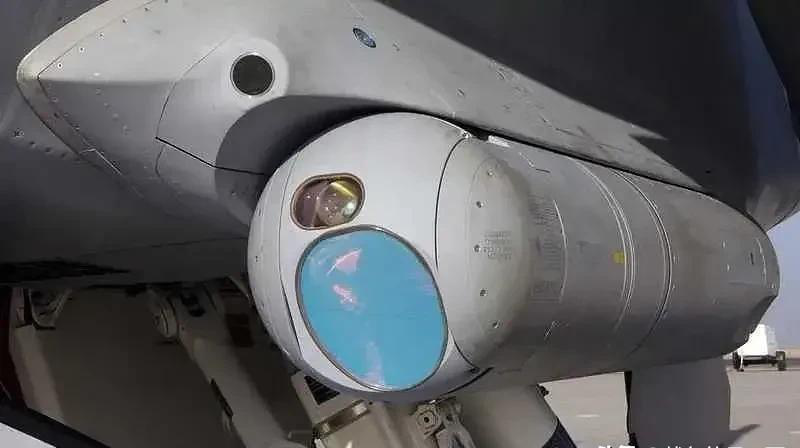 电影《壮志凌云2》中，美军使用F18的原因_隐形战斗机_美国_周边