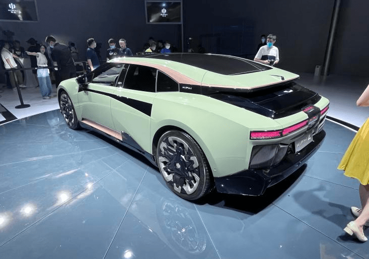 高合HiPhi Z亮相成都车展，外观酷炫前卫，配空气悬架，售61.00万起_搜狐汽车_搜狐网