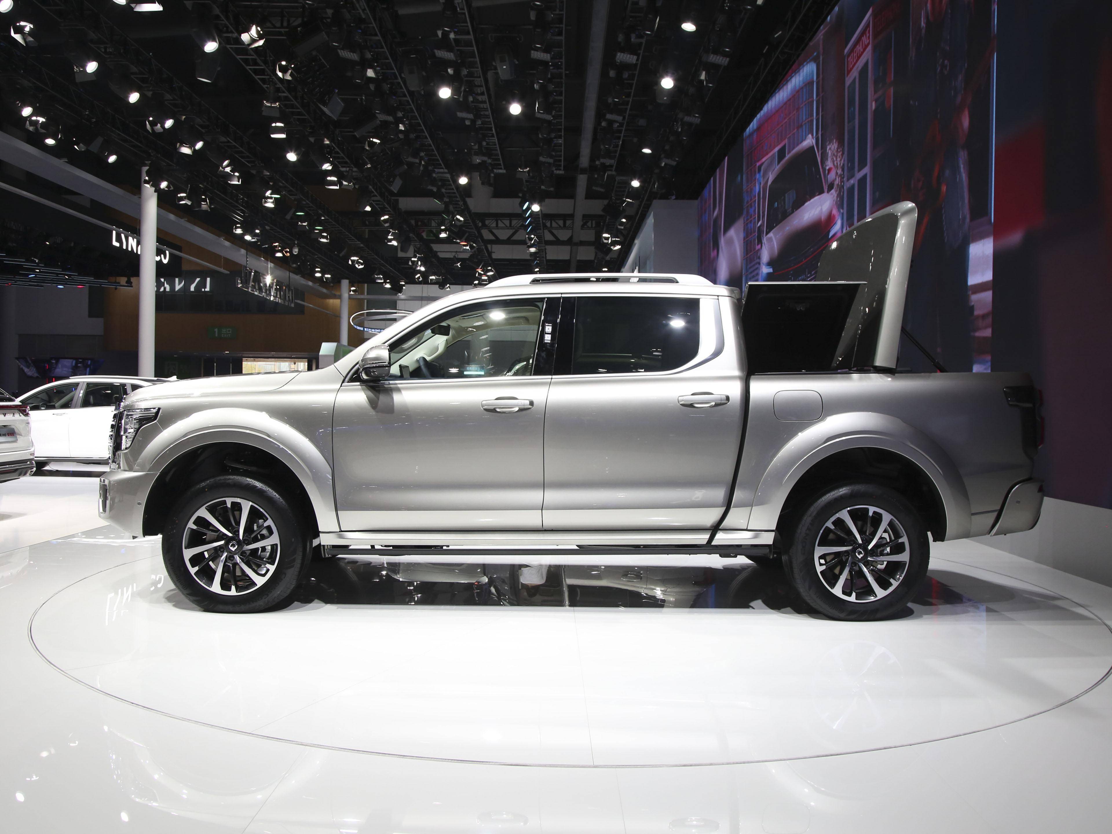 酷似坦克500？长城山海炮首发亮相 配3.0T+9AT_搜狐汽车_搜狐网