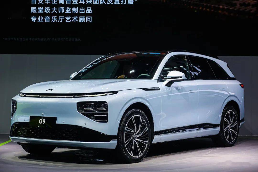 实拍小鹏G9：800V高压SiC平台，听一首歌的时间，新增续航200km_搜狐汽车_搜狐网