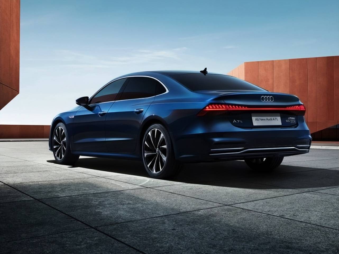 价格即将跌破40万！降价只是奥迪A7L自救的开始？_搜狐汽车_搜狐网