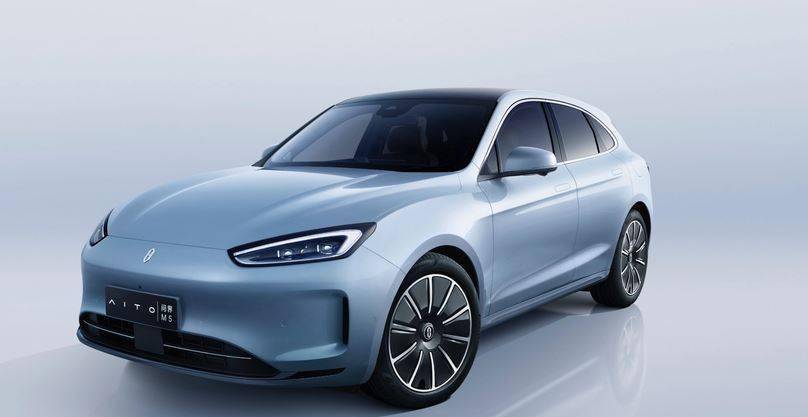 AITO问界的首款纯电车型问界M5 EV正式发布，28.86万元起售_搜狐汽车_搜狐网