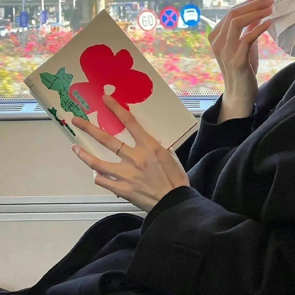 余生不长，一定要好好照顾自己阳光来安好风雨