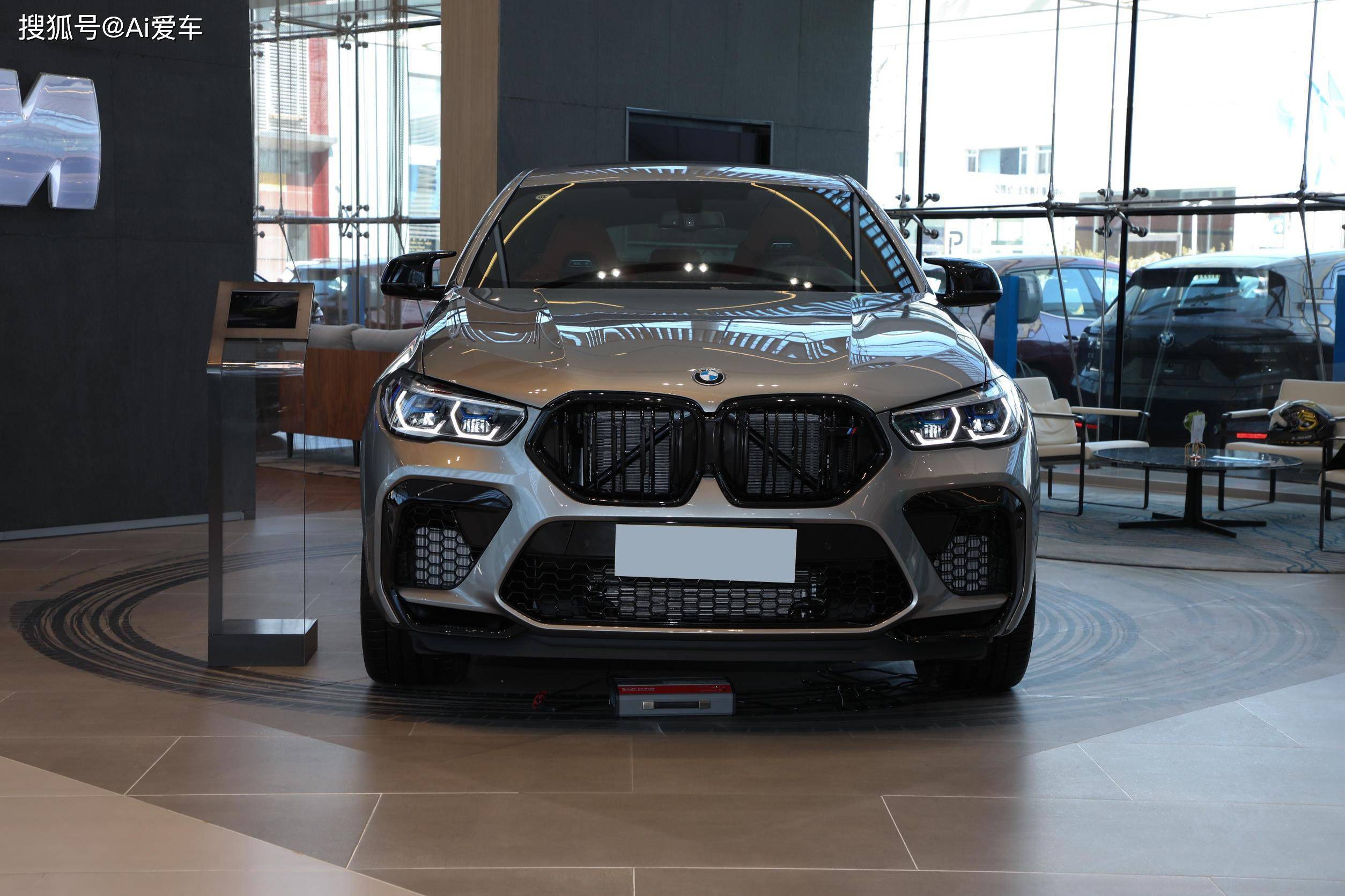 超级性能四驱超大豪华SUV，4.4T大V8破百不到4S，原装进口宝马X6 M_搜狐汽车_搜狐网