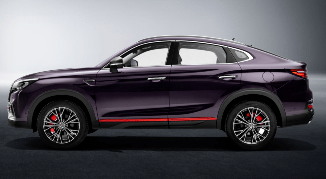 换装蓝鲸新一代发动机 2023 款长安CS85COUPE 上市11.99 万元起_搜狐汽车_搜狐网