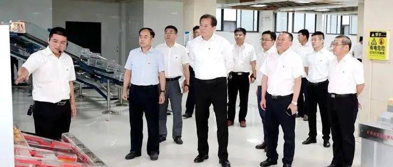 杨林在朱集西矿调研时强调:要关心关爱职工,不断增强矿井的凝聚力和向心力工作进行生产