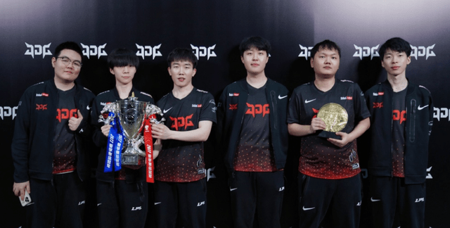 外媒S赛TOP20出炉，只有JDG全员上榜，LPL赛区Kanavi排名最高！_Gen_榜单_选手