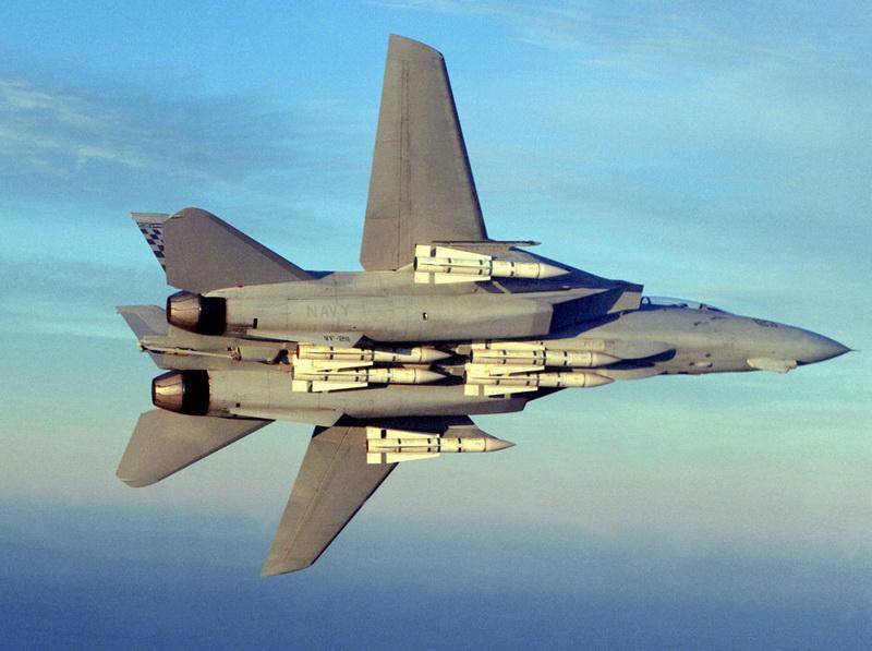 F-14的大杀器，AIM-54不死鸟导弹_美国海军_雷达_轰炸机