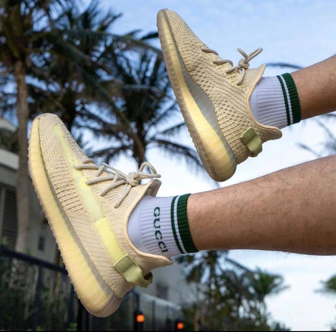 YEEZY亚限配色本周回归发售！350 Flax国区登记开启_Yeezy_Supreme_时间