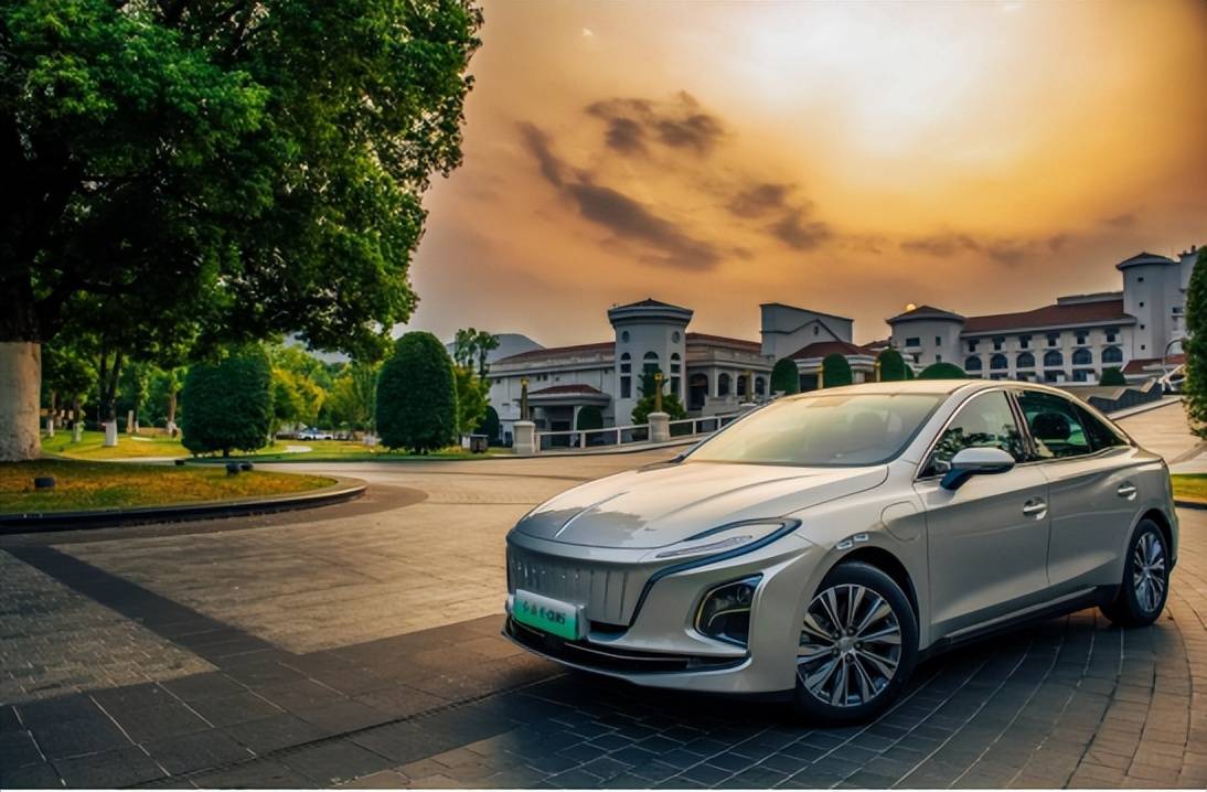 绿动新生 E路领航 红旗E-QM5 PLUS西区上市发布会成功举办_搜狐汽车_搜狐网