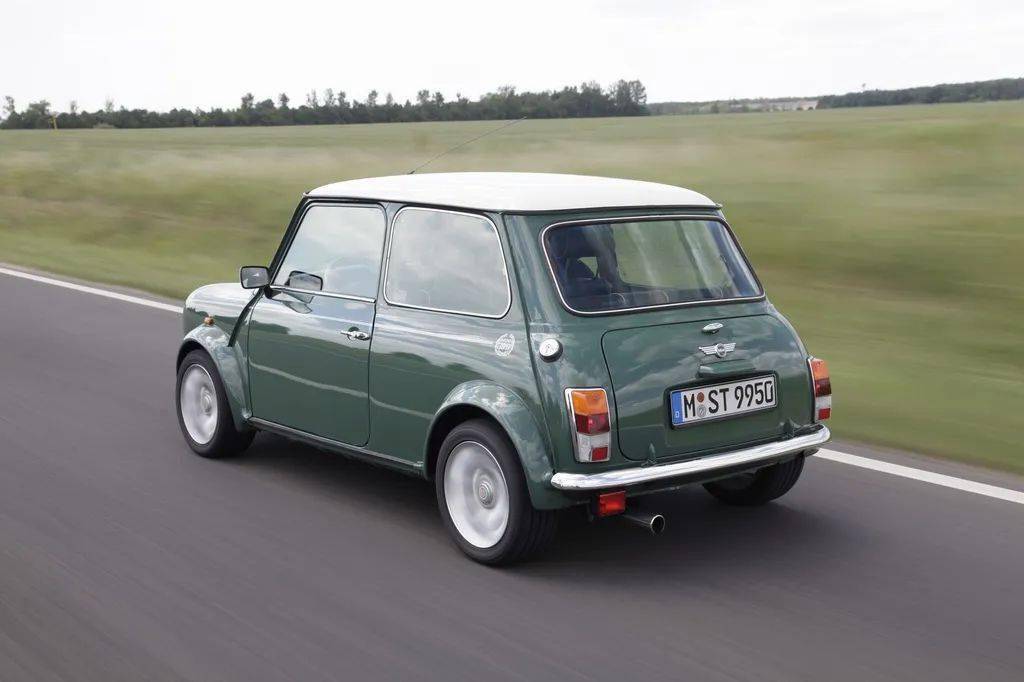 经典Mini的最后时光，来自索立得的Mini Cooper模型试玩_搜狐汽车_搜狐网