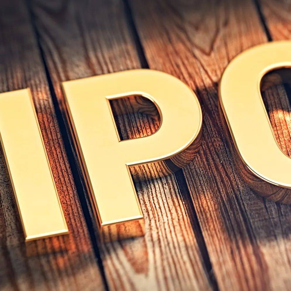 3年捞走72亿，屡次“暴雷”的网红要IPO了_周大福_品牌_公司