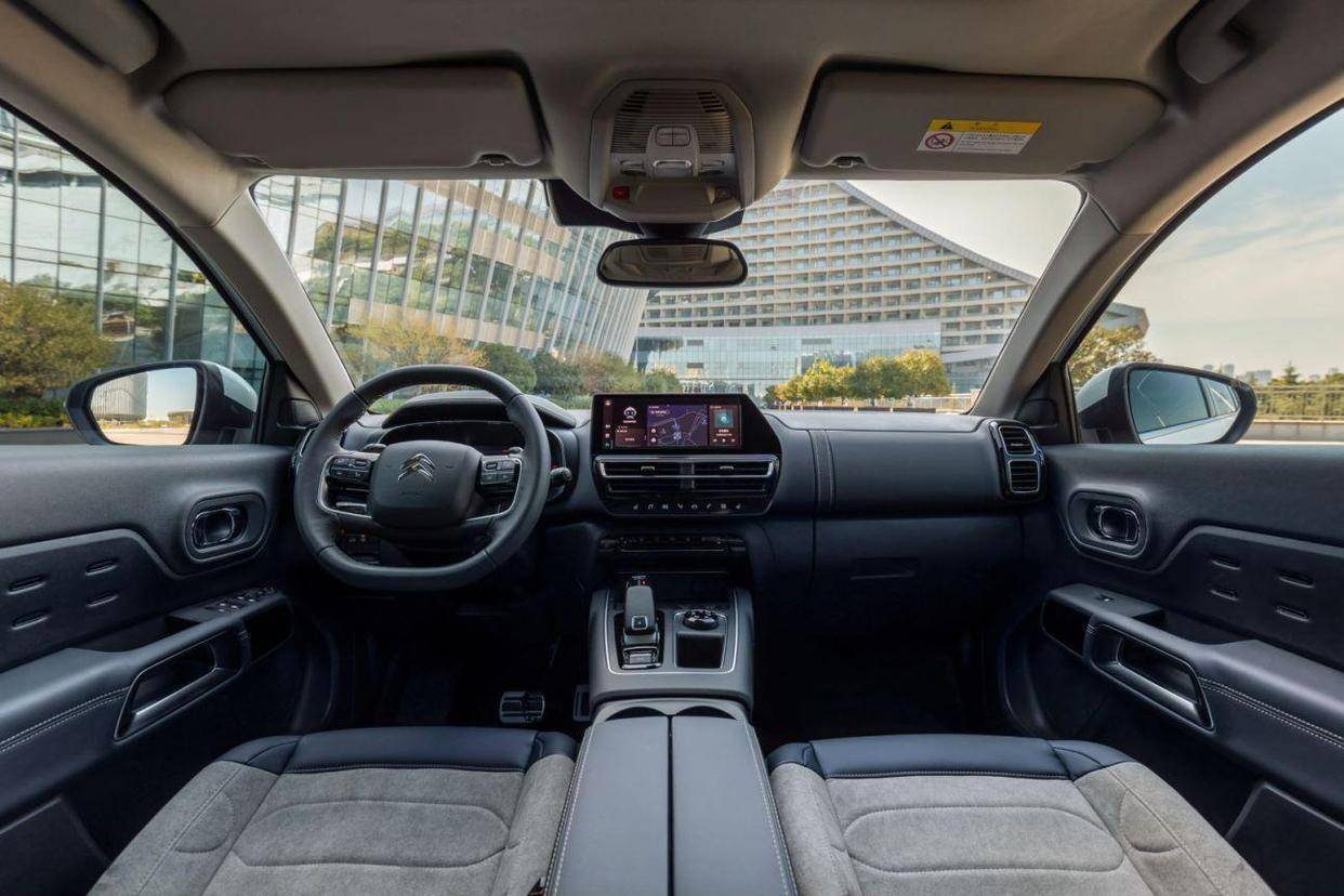 喜欢过CRV，试驾过荣放，最终却选了它，标配8AT+液压底盘，真香_搜狐汽车_搜狐网