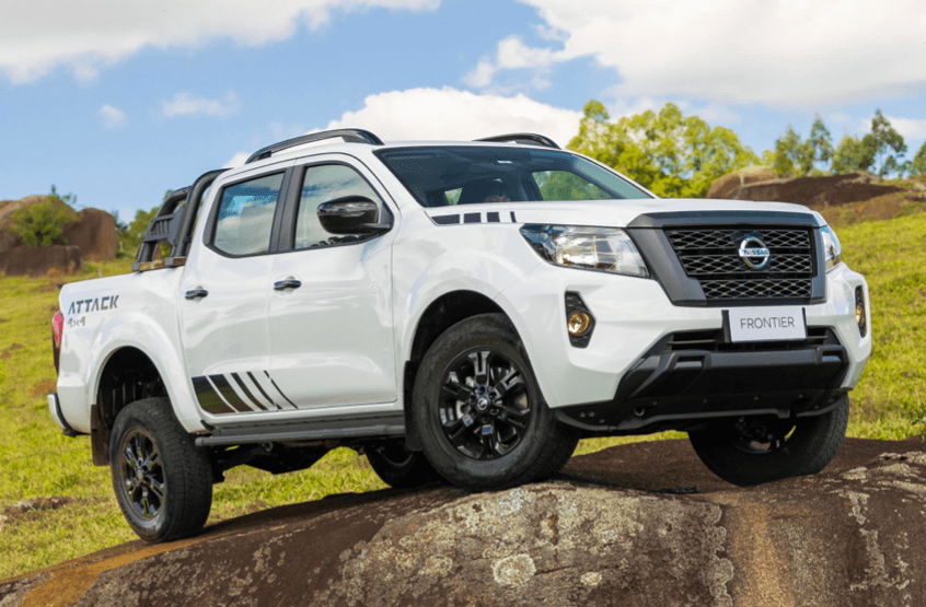 海外实拍2022款日产Frontier，搭3.8L六缸引擎，可选四驱系统_搜狐汽车_搜狐网