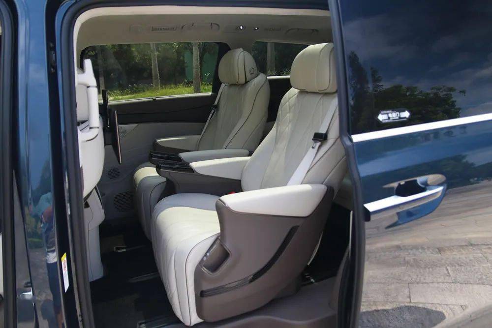 32.98万元起售，剑指GL8 腾势D9靠什么打动消费者呢？_搜狐汽车_搜狐网