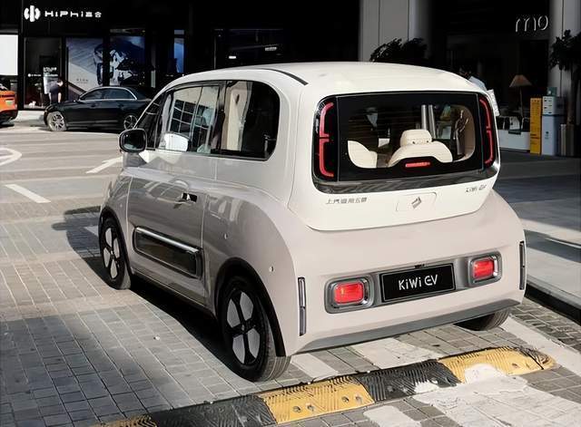 小身材、大能力！2023款KiWi EV满足多场景用车_搜狐汽车_搜狐网