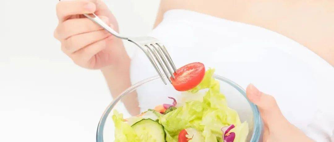 健身期间如何正确饮食？_进行_锻炼_食用