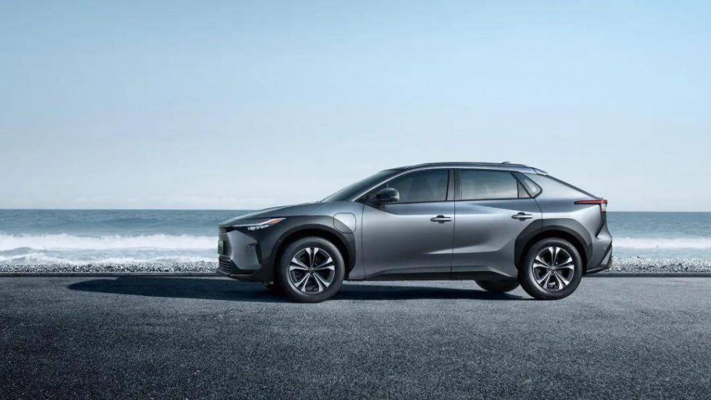 好事多磨 广汽丰田bZ4X上市19.98万元起_搜狐汽车_搜狐网