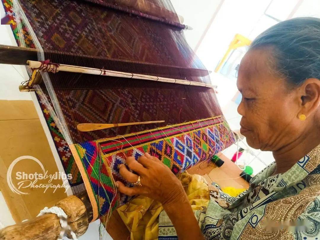 菲律宾南部的传统服饰⑨：纺织品的色彩游戏_Siyabit_Yakan_布料