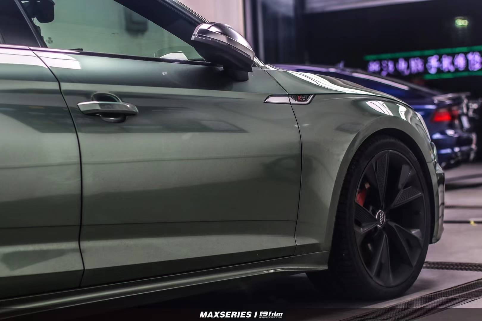 奥迪RS5-LB改色膜液态金属苍岭绿，低调而沉稳的颜色_搜狐汽车_搜狐网