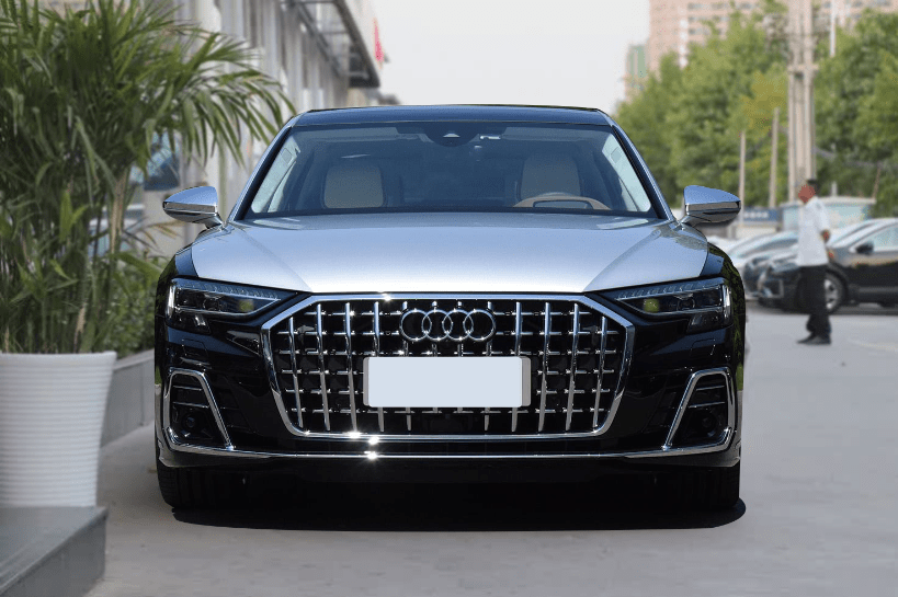 全新奥迪A8L Horch创始人版尽显“低调的奢华”刘德华连连称赞_搜狐汽车_搜狐网